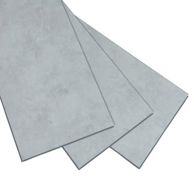 Cina Migliora il tuo spazio con pavimenti SPC a colori semplici da Zhejiang Ballun in vendita