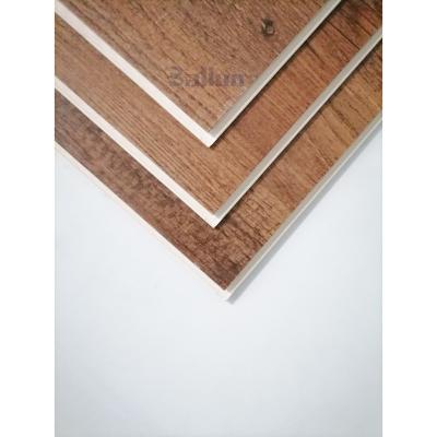Cina Facile installazione Unilin Click Lock SPC Hybrid Vinyl Pavimento con sughero in colore marrone in vendita
