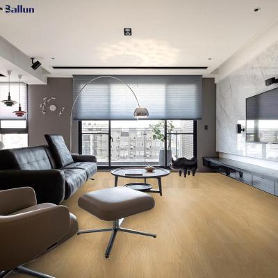Cina Ristruttura il tuo appartamento con il pavimento in vinile anti-slip Unilin Click Lock Installazione in vendita
