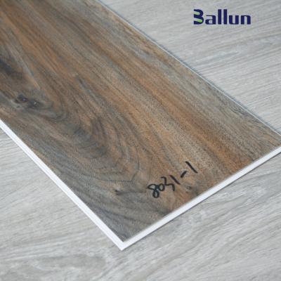 Cina Rivestimento UV e impermeabile 4mm Click SPC pavimenti per le vostre esigenze in vendita