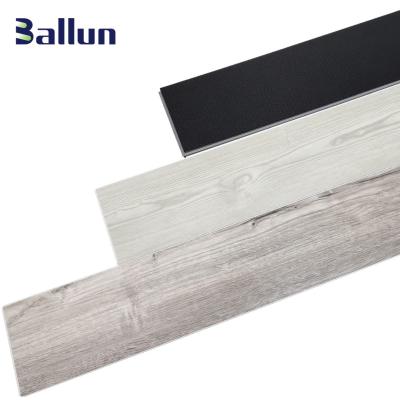 中国 SPC 5mm PVC プラスチック 防水ビニールタイル 石 木板 クリックシステム 室内用 販売のため