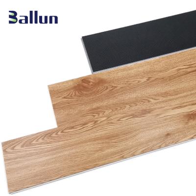 China Apartamento de luxo Vinyl Clique PVC piso com sistema de clique e sistema de bloqueio Unilin à venda