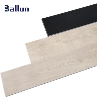 China Apartamento de luxo Vinyl Clique PVC piso com sistema de clique e sistema de bloqueio Unilin à venda