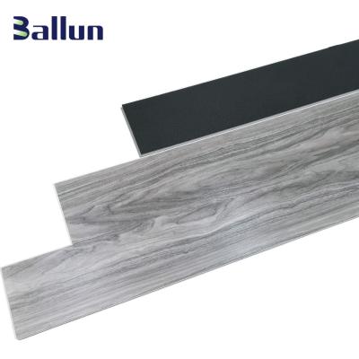Cina Color semplice Spedizione veloce in Germania Pavimenti SPC in montagna Oak Herringbone Design in vendita