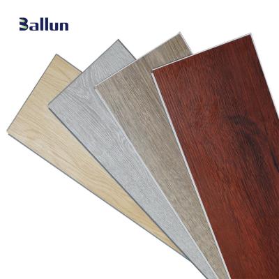 Cina Pavimenti SPC con strato di usura da 0,7 mm e sistema di blocco clic 4mm 6mm Core layer pavimenti in vinile in vendita