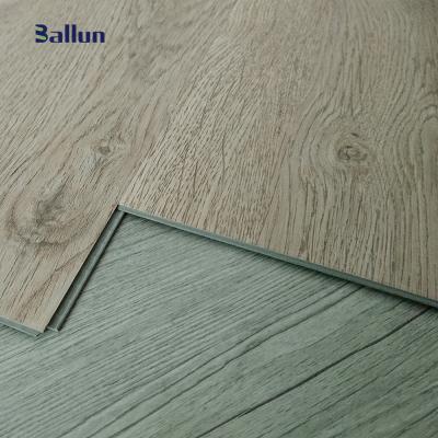 Cina Pavimenti stratificati SPC impermeabilizzati con tavole di vinile in PVC a blocco cliccato in vendita