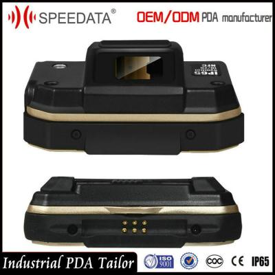 China Industrial móvil del lector de Rfid de la tarjeta de Android Nfc de la mano con el escáner del código de barras en una unidad en venta