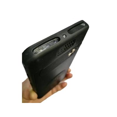 Cina Il telefono irregolare PSAM del lettore di Handhled RFID ha integrato/codice a barre con il caricatore senza fili in vendita