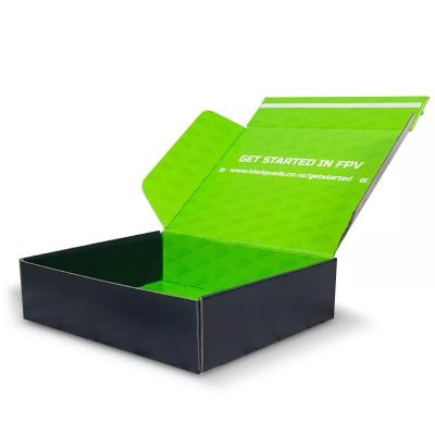 China Shipping E Commerce Cardboard Boxes Cmyk 4 Color Offest Printing for sale
