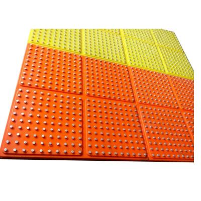 Cina Anti slittamento che perfora il pavimento Rig Mats del trapano dell'unità di elaborazione del poliuretano di pollice di Rig Spare Parts 37 1/2 in vendita