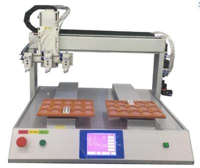 China Multiple color glue dispenser / oil painting machine for sale