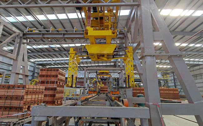 System components and packaging head detail