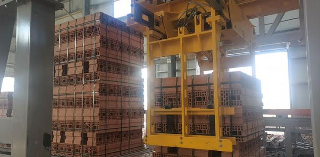 Manual-assistance fixture series in operation