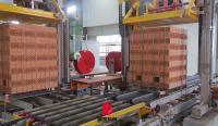 China Automatic Clay Brick Packaging Machine Belt Strapping And Packaging System for sale