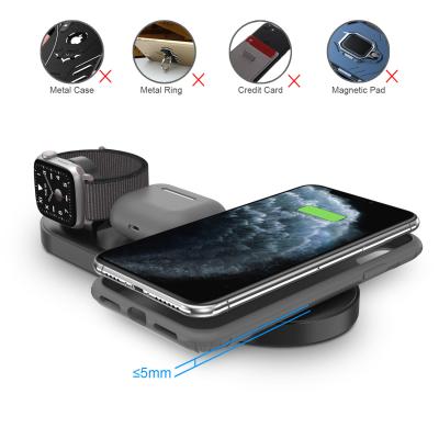 Cina Simultaneamente cuscinetto di carico W28 del caricatore di 15w 10w 7.5w 5w Qi del telefono senza fili del supporto in vendita
