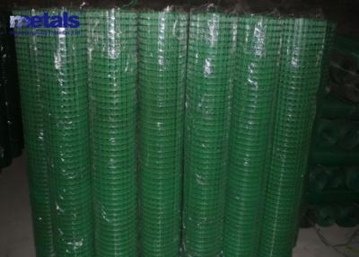 Cina Fence a maglia saldata verde scuro pannelli a maglia di acciaio galvanizzato per gabbia per polli in vendita