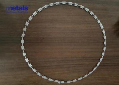 Cina BTO-22 Concertina Razor Coil Recinzione Galvanizzata Militare Concertina Wire CBT-65 in vendita