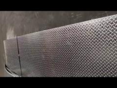 Piastra di acciaio a caldo laminata a carbonio a quadri Piastra di acciaio a caldo laminata a carbonio a quadri Piastra di acciaio a caldo laminata a caldo Gi Diamante modellato Q235B