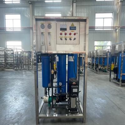 China 300L enkelstaps omgekeerde osmose zuiveringsinstallatie voor drinkwater met UV-systeem voor de voedingsindustrie Te koop