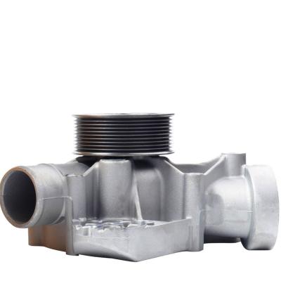 Cina Pompa d'acqua per escavatore Volvo EC350 TAD520GE TAD720GE TAD560VE TAD561VE D8K Motore in vendita