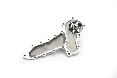 中国 L2050 L2250 L2350 クボタディーゼル掘削機水ポンプ 1A021-73030 1A021-73035 販売のため