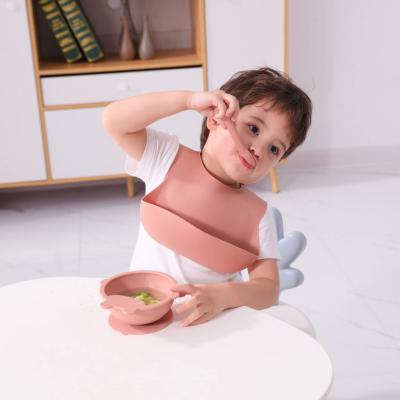 Cina Robusto nessuna cassaforte non tossica di plastica del tovagliolo del bambino del silicone in sterilizzatore in vendita
