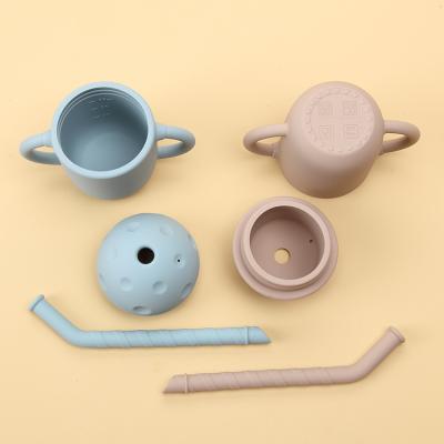 Cina Bambini a perfetta tenuta di Straw Cup Double Handle 5oz del silicone del coperchio per il bambino oltre 6 mesi in vendita