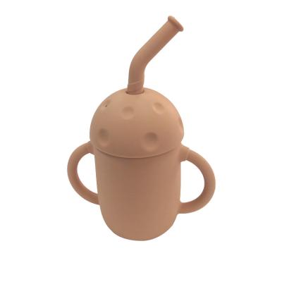 Cina Silicone amichevole libero delle tazze di addestramento del silicone di BPA Eco nessuna tazza FDA di Sippy di caduta in vendita
