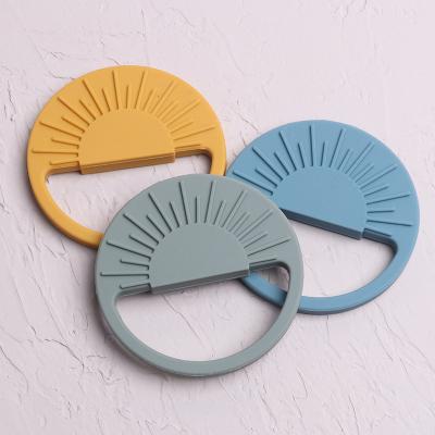 China Het leuke van het de Rangsilicone van het Vormvoedsel van de Babyteether BPA Vrije Silicone Teether 9*9*0.7cm Te koop