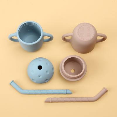 Cina Silicone a forma di Straw Cup Nitrosamine Free del bambino del fungo organico in vendita