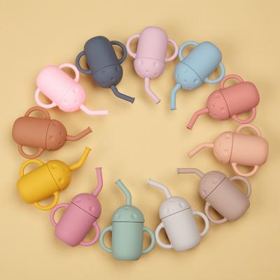 Cina Silicone a forma di Straw Cup Nitrosamine Free del bambino del fungo organico in vendita
