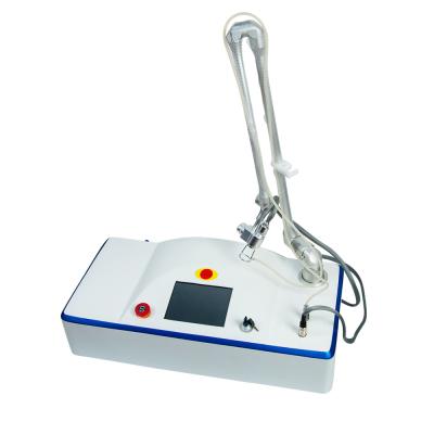 Cina Macchina frazionaria del laser dell'acne di CO2 portatile di rimozione per il rafforzamento di Vigina in vendita
