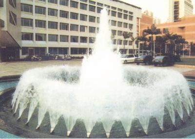 Chine Message publicitaire réglable en laiton du jet 35.2gpm de bec de fontaine de fan de direction à vendre