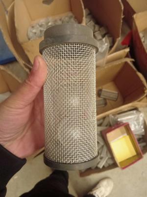 Cina Tubo filtrante di acciaio inossidabile 430 di Mesh Filter Tube 201 del cavo di lunghezza 60mm in vendita