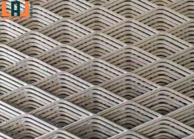 China Fio de metal expandido galvanizado resistente Mesh Thickness 1-6mm à venda