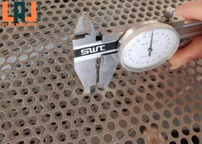 중국 1.22x2.44m 6 각형 천공 시트 스테인레스 스틸 메시 스크린을 교합하세요 판매용