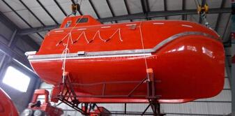 China GRP Totally Enclosed Lifeboat with Davit for sale