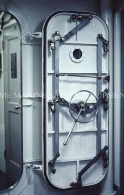 China Marine Hydraulic Sliding Watertight Steel Door for sale