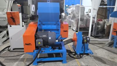 China 37kw Foam Crushing Machine Foam Crusher 250kg/H Capacity Foam Shredding Machine for sale