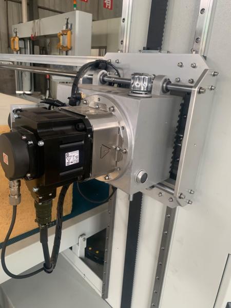 Quality CNC System Vertical Foam Cutting Machine Adjustable Cutting Speed for sale