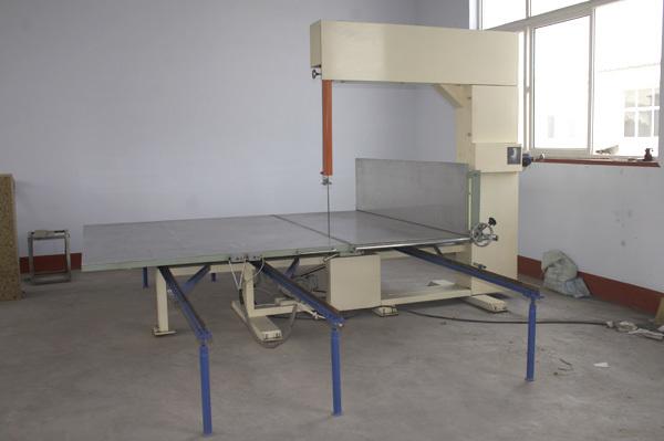 Quality High Speed Rebonded Manual Vertical Foam Cutting Machine 1.75kW for sale