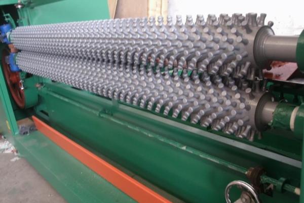 Quality 2000mm Width CNC Foam Cutting Machine Foam Profile Cutter Easy Operation for sale