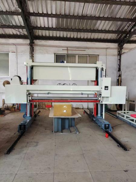 Quality Precise Horizontal Long Foam Sheet Cutting Machine With 50m Length for sale