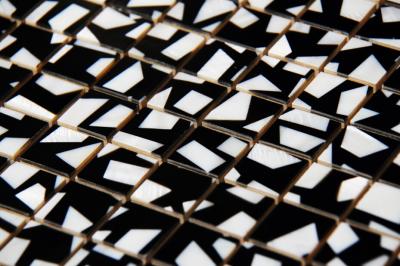 China Negro mezclado de la concha marina del mosaico del mosaico de agua dulce hermoso hecho a mano de Shell que rodea 20x20m m en venta