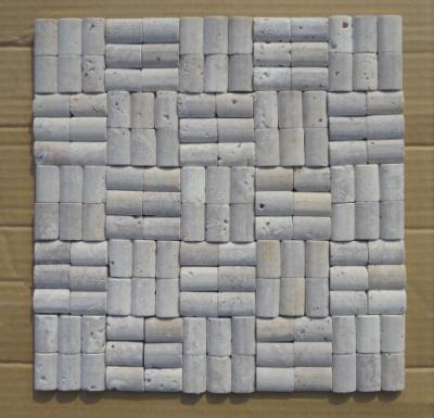 Mosaïque blanche de travertin de la Chine de mosaïque en pierre naturelle avec la surface convexe pour la décoration de mur