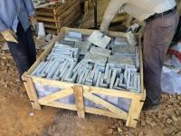 China Grey Slate Random Flagstone 15-60cm Natural Split Wall Cladding Stone for sale