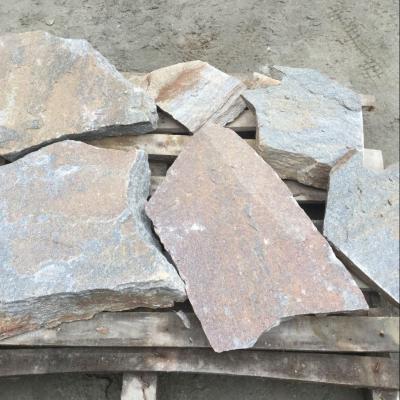 China Losa al azar de la cuarcita rústica que ajardina la losa irregular de piedra loca de las piedras en venta