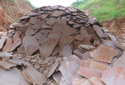 China Pavimentadoras de piedra locas de la losa de la pizarra de la pizarra de la losa irregular al azar roja de la losa en venta