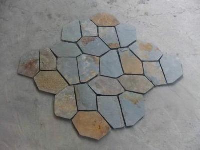 China Piedras multicoloras del patio de la losa de la pizarra/pavimentadoras naturales/calzada de la losa de la pizarra del revestimiento de la pared en venta