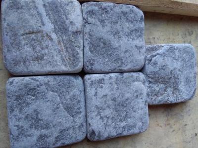 Chine La quartzite bleue a dégringolé les machines à paver en pierre naturelles de plaza de pavé de passage couvert de pierres carrées de patio à vendre